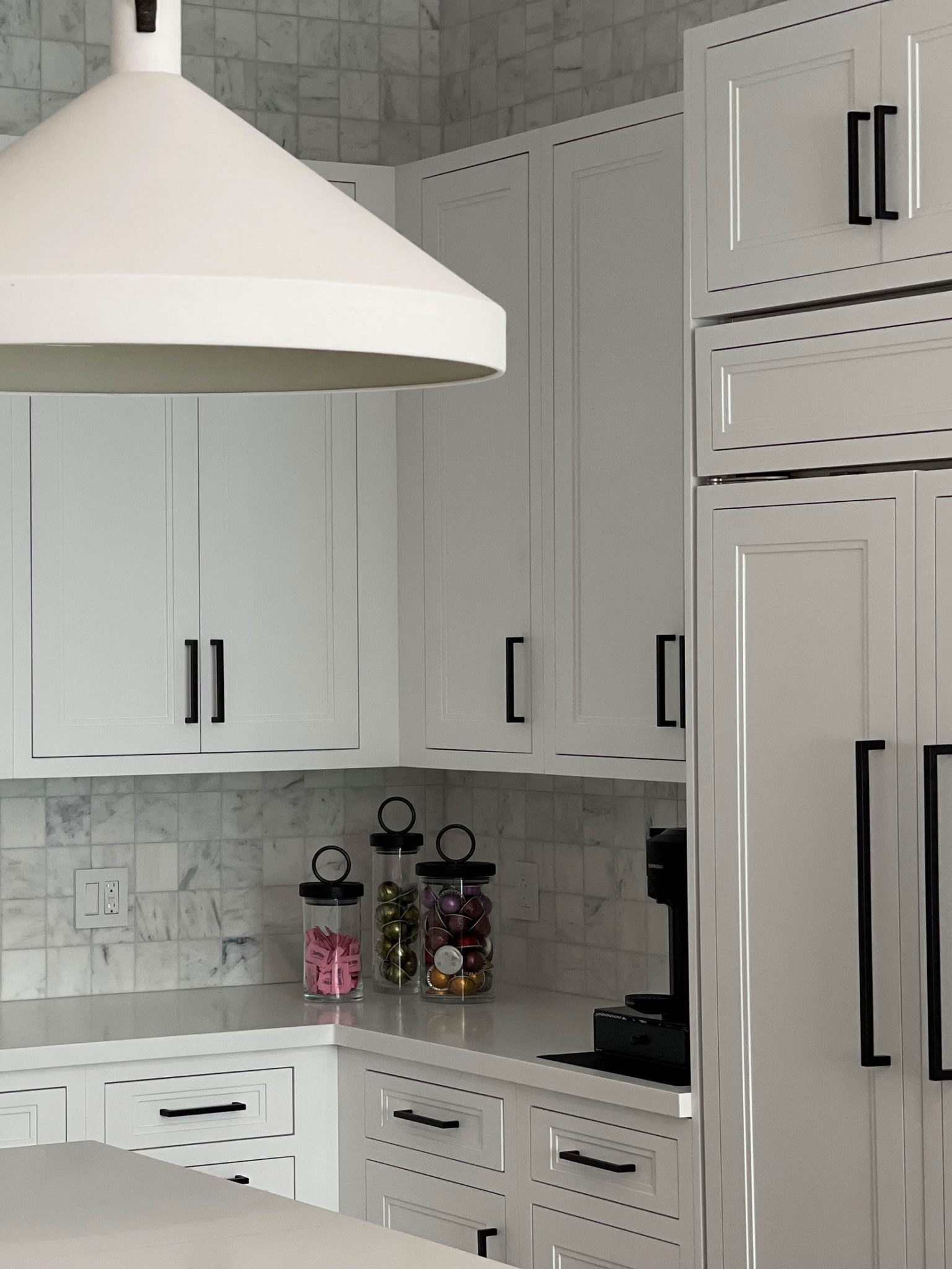 Beaded Inset Shaker with Quarter Round - Atlantis Kitchens